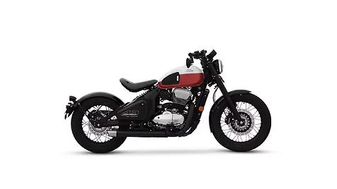 Jawa 42 Bobber Right Side View Image - BikeWale