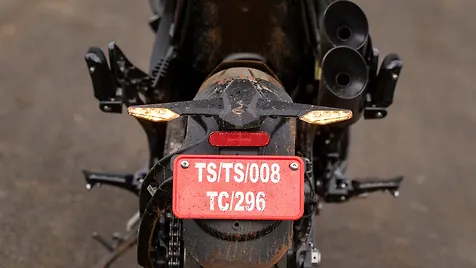 Zontes 350R Rear Reflex Reflector Image - BikeWale