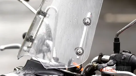 Royal Enfield Classic 350 windscreen Image - BikeWale