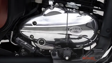 Jawa 42 Bobber Engine From Right Image - BikeWale