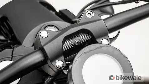 Keeway V302C Handle Bar Image - BikeWale