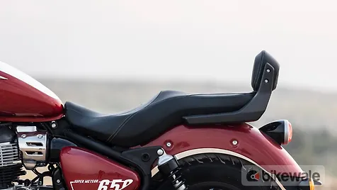 Royal Enfield Super Meteor 650 Bike Seat Image - BikeWale