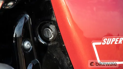 Royal Enfield Super Meteor 650 Engine From Left Image - BikeWale