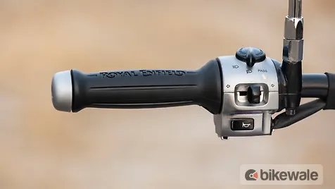 Royal Enfield Super Meteor 650 Handle Bar Image - BikeWale