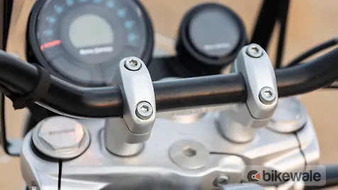Royal Enfield Super Meteor 650 Handle Bar Image - BikeWale