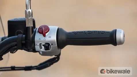 Royal Enfield Super Meteor 650 Left Side Multifunction Switchgear Image ...