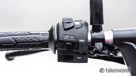 Bajaj Pulsar P150 Handle Bar Image - BikeWale