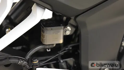 Bajaj Pulsar P150 Rear Brake Lever Assembly Image - BikeWale