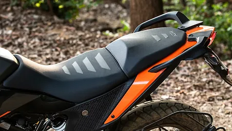 KTM 390 Adventure X Split Seat Image - BikeWale