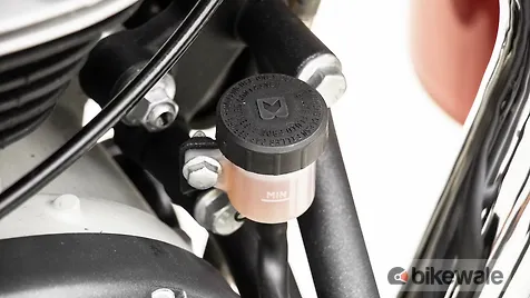 Royal Enfield Super Meteor 650 Engine From Left Image - BikeWale