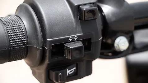 Honda Shine 100 Turn Indicators Switch Image - BikeWale