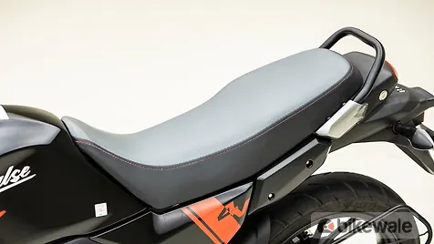 Hero Xpulse 200T 4V Bike Seat Image - BikeWale