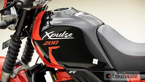 Hero Xpulse 200T 4V Fuel Tank Image - BikeWale
