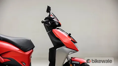 Hero Xoom Head Light Image - BikeWale