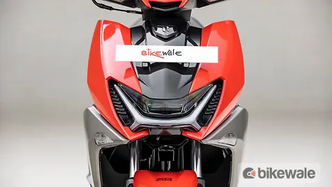 Hero Xoom Head Light Image - BikeWale