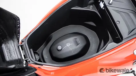 Hero Xoom Underseat Storage Image - BikeWale