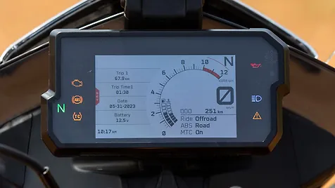 KTM 390 Adventure Speedometer Image - BikeWale