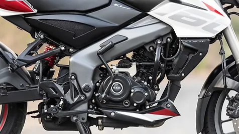 Bajaj Pulsar NS160 Engine From Right Image - BikeWale