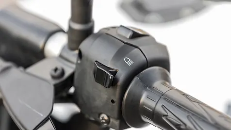 Bajaj Pulsar NS160 High-Beam Flasher Image - BikeWale