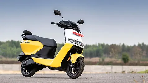 Ather Rizta Front View Image – BikeWale