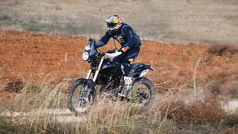 Royal Enfield Himalayan Raid 450 Right Side View Image – BikeWale