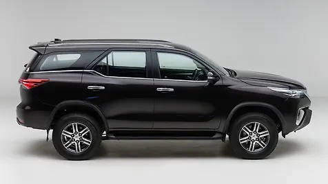 Toyota Fortuner [2016-2021] 360° View - CarWale