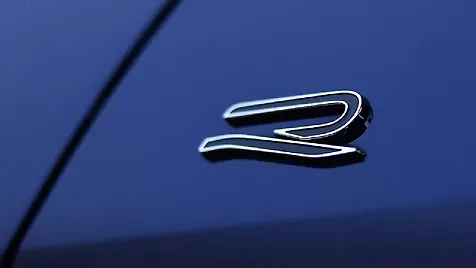 Volkswagen Tayron R-Line 360° View - CarWale
