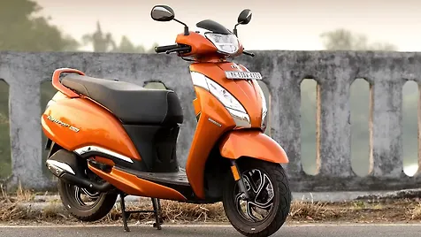 Images of TVS Jupiter 125 | Photos of Jupiter 125 - BikeWale