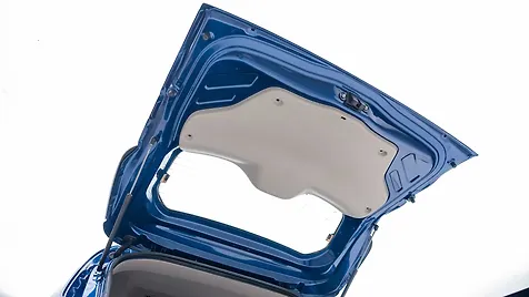 Renault Triber Images, Interior & Exterior Photo Gallery - CarWale