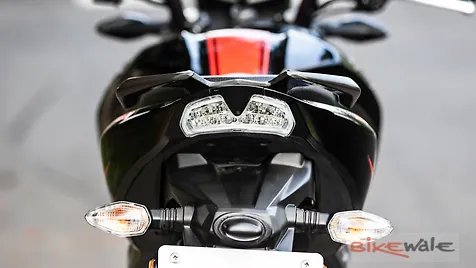 TVS Apache RTR 200 4V Tail Lamp Image - BikeWale