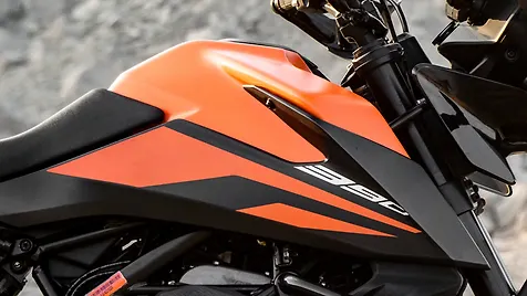 KTM 390 Adventure [2021] Branding/Fuel Tank Decal Image - BikeWale