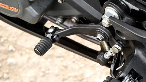 KTM 390 Adventure [2021] Gear Shift Lever Image - BikeWale