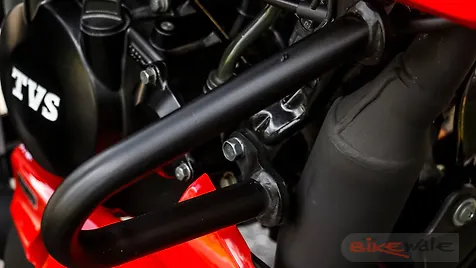 TVS Apache RTR 160 4V Engine Image - BikeWale