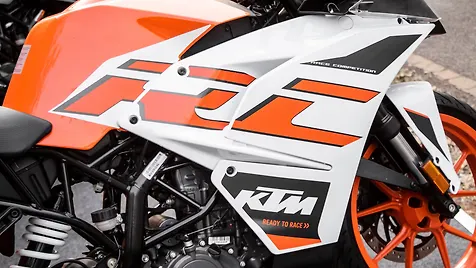 KTM RC 125 [2020] Badge Image - BikeWale