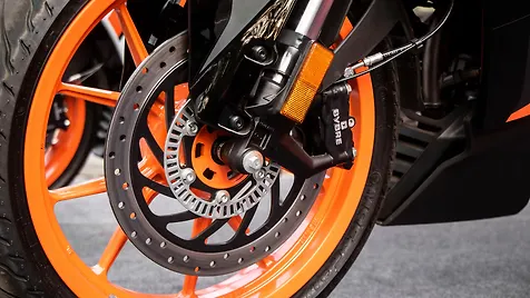 KTM RC 200 [2020] Wheels-Tyres Image - BikeWale