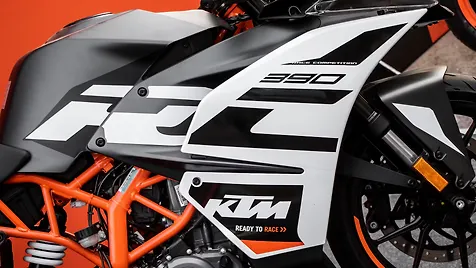 KTM RC 390 [2020] Badge Image - BikeWale