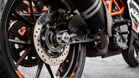 KTM RC 390 [2020] Brakes Image - BikeWale