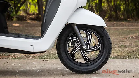TVS iQube Front Wheel & Tyre Image - BikeWale