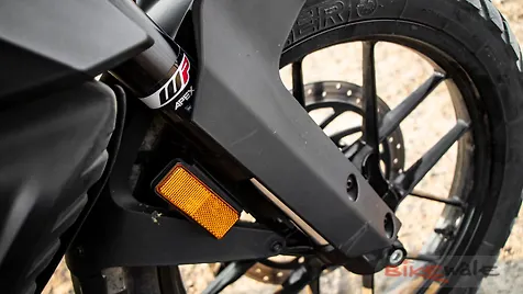 KTM 390 Adventure [2021] Front Forks Image - BikeWale