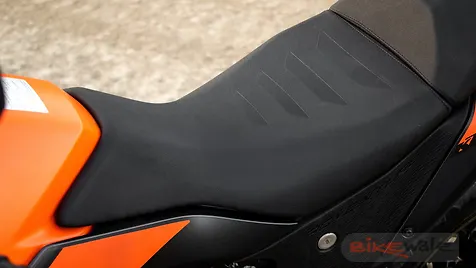 KTM 390 Adventure [2021] Seat Image - BikeWale