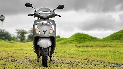 TVS Jupiter Front View Image - BikeWale