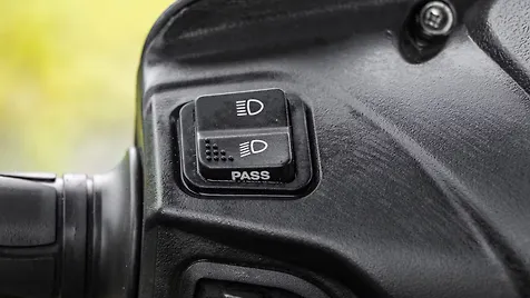 TVS Jupiter High Beam Low Beam Switch Image - BikeWale