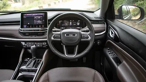 Jeep Meridian 360° View - CarWale