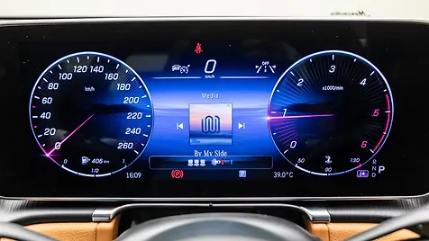 Mercedes-Benz S-Class 360° View - CarWale