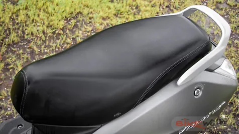 TVS Jupiter Seat Image - BikeWale