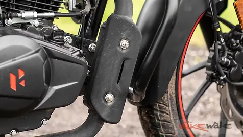 Hero Xtreme 160R Exhaust Pipe Image - BikeWale