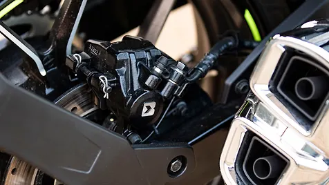 Suzuki Gixxer 250 Rear Disc Brake Caliper Image - BikeWale