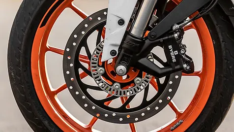 KTM 200 Duke [2021] Front Disc Brake Image - BikeWale