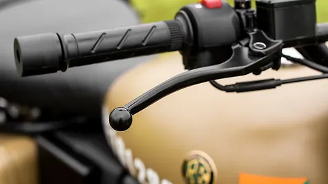 Royal Enfield Classic 350 [2020] Front Brake Lever Image - BikeWale