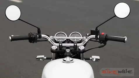 Royal Enfield Interceptor 650 Handle Bar Image - BikeWale